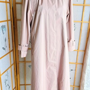 Vintage Trench Coat, Shimmery Champagne Colorlong Coat W/ Pockets Lined ...