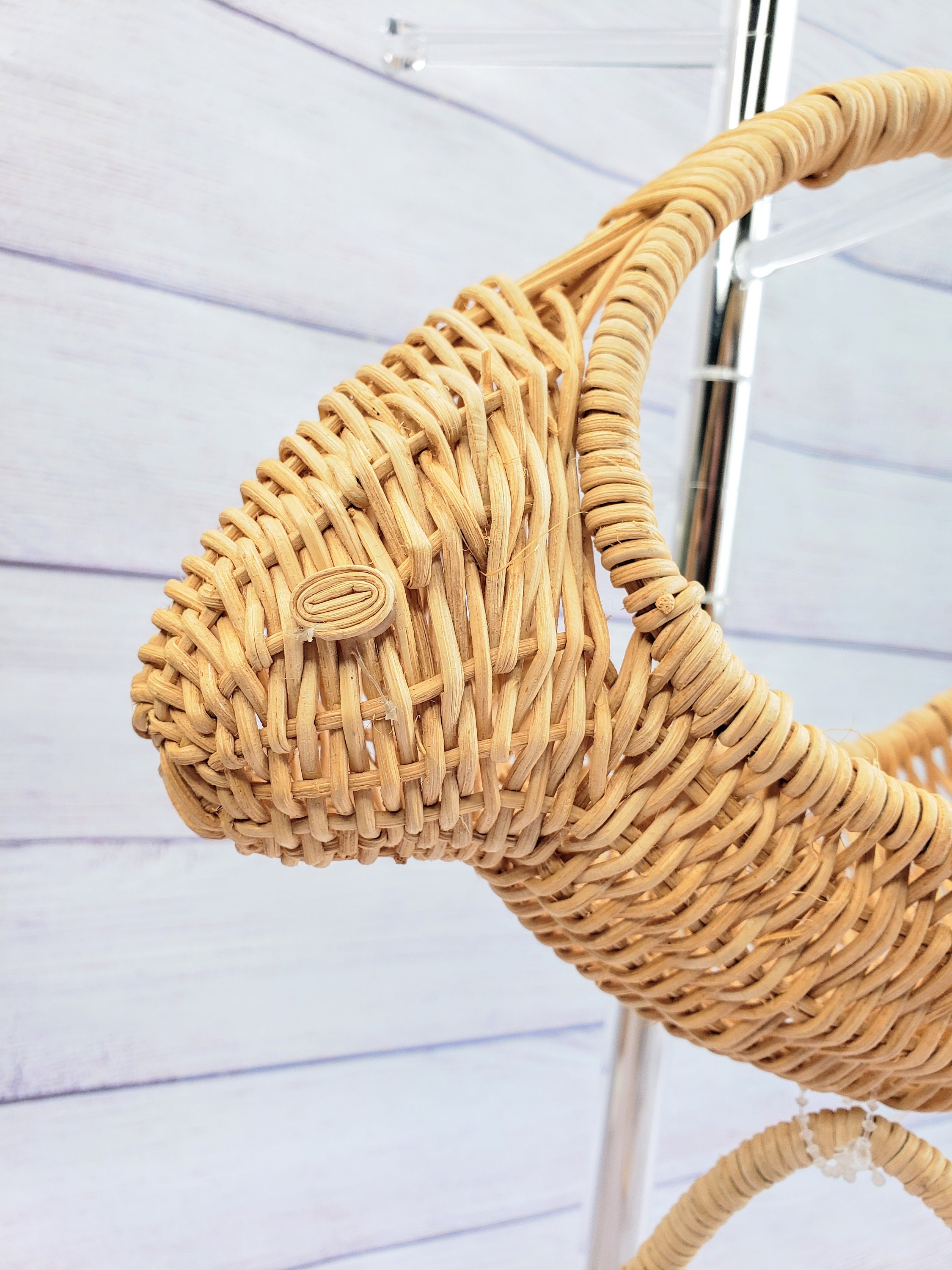 Vintage Fish Basket, Cleaned Retro Fish Shape Basket Storage W/ Towel ...