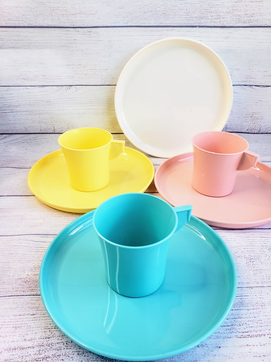 60s Vintage Plastic Picnic Dishes Casual Ware by Jerywil, USA Made, 3 ...