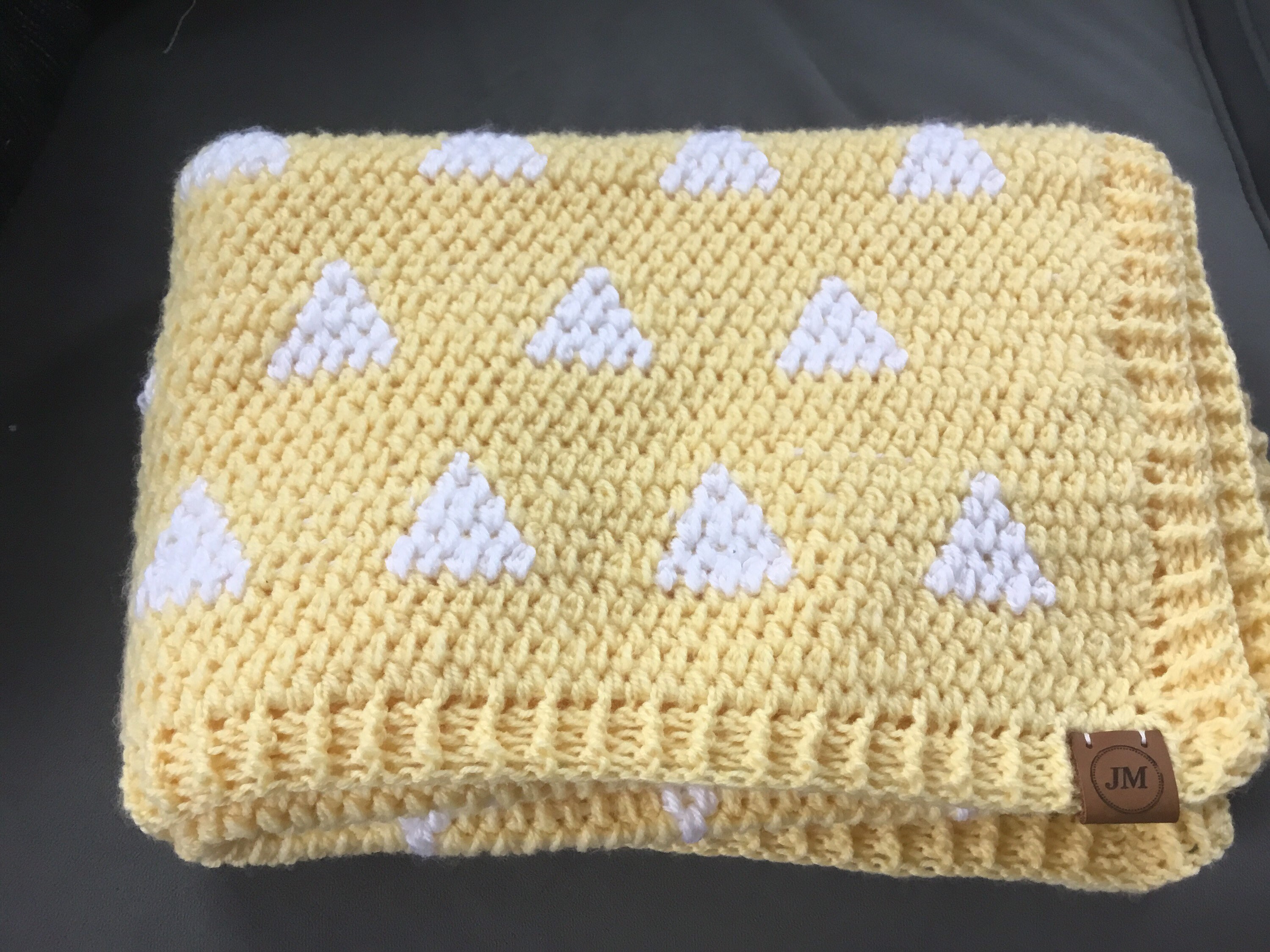 Crochet Triangle Baby Blanket - Etsy Norway