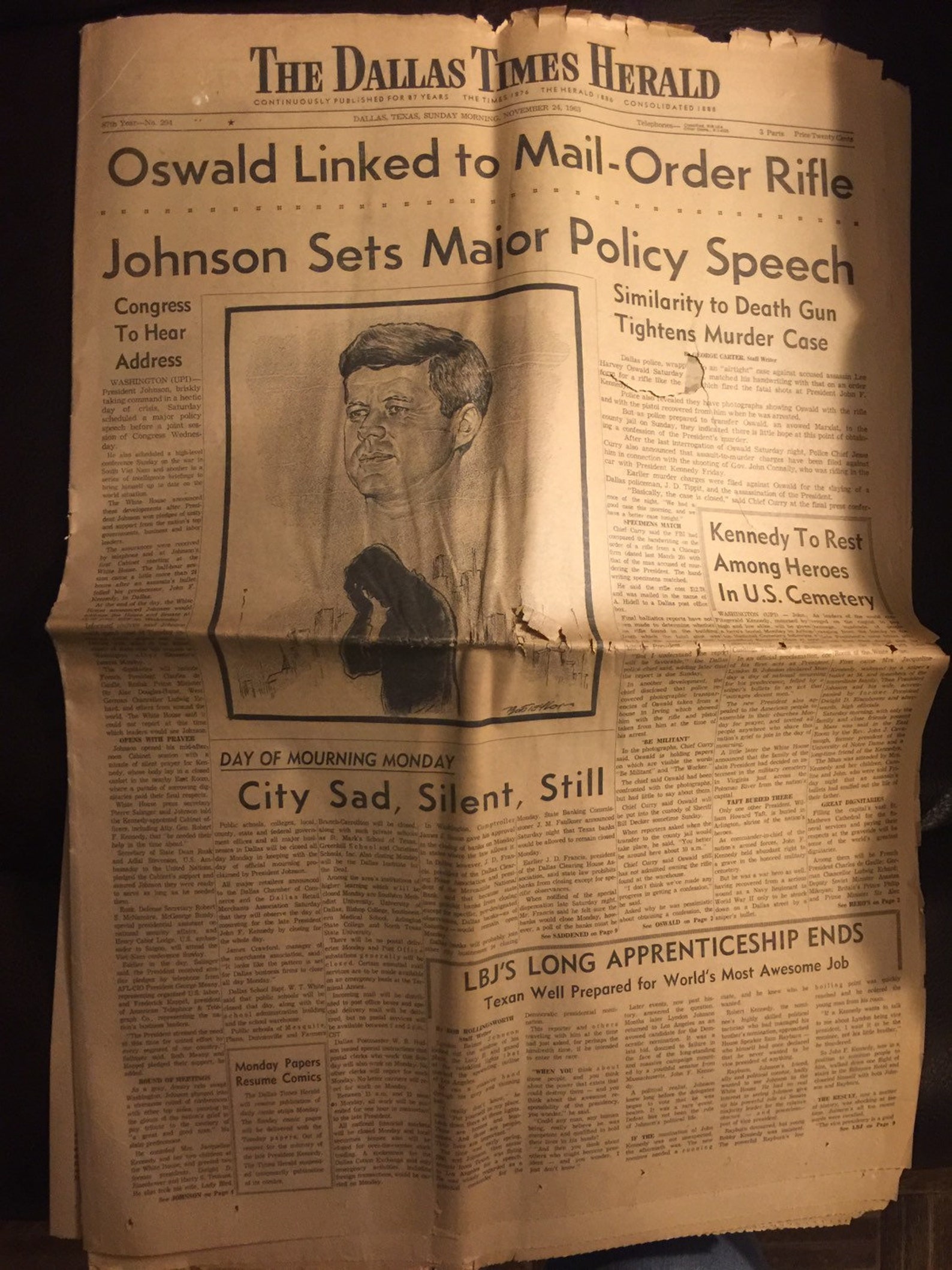 Kennedy Assassination, Oswald Rifle Newspaper, Original the Dallas ...