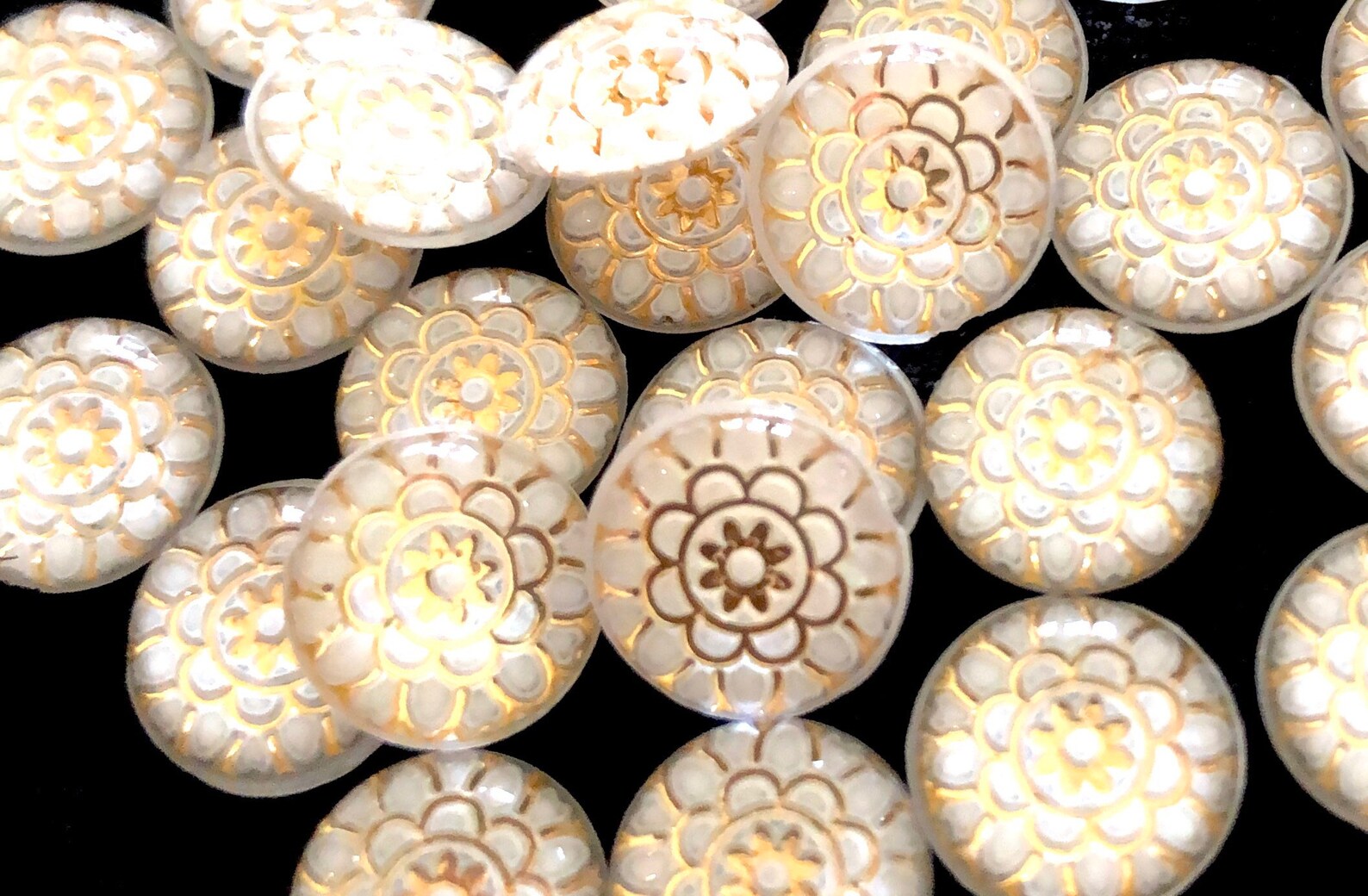 Round Patterned Cabochon 10mm White Resin Embellishments - Etsy UK