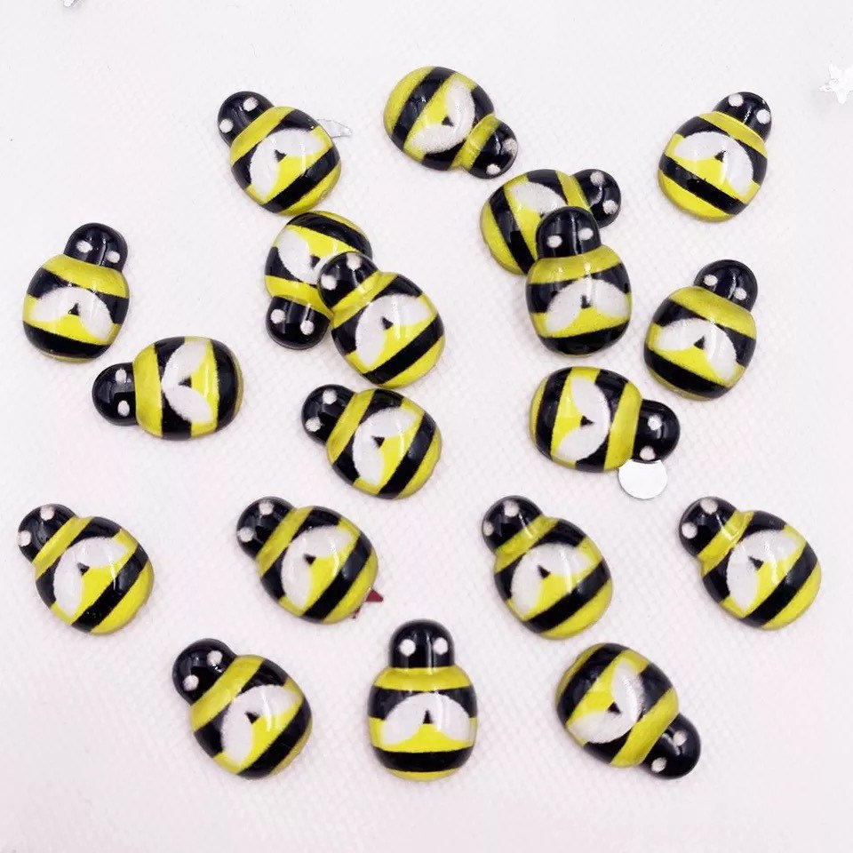Bee resin cabochons 13mm yellow bee embellishments flat back | Etsy