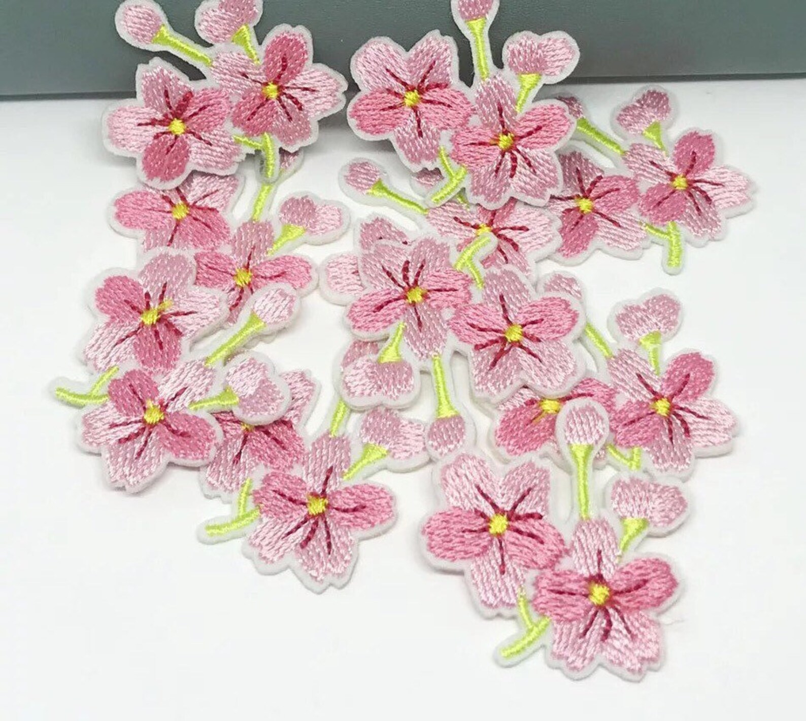 Pink Flower Iron on Patches X 2 Pink Applique Flower Patch - Etsy UK