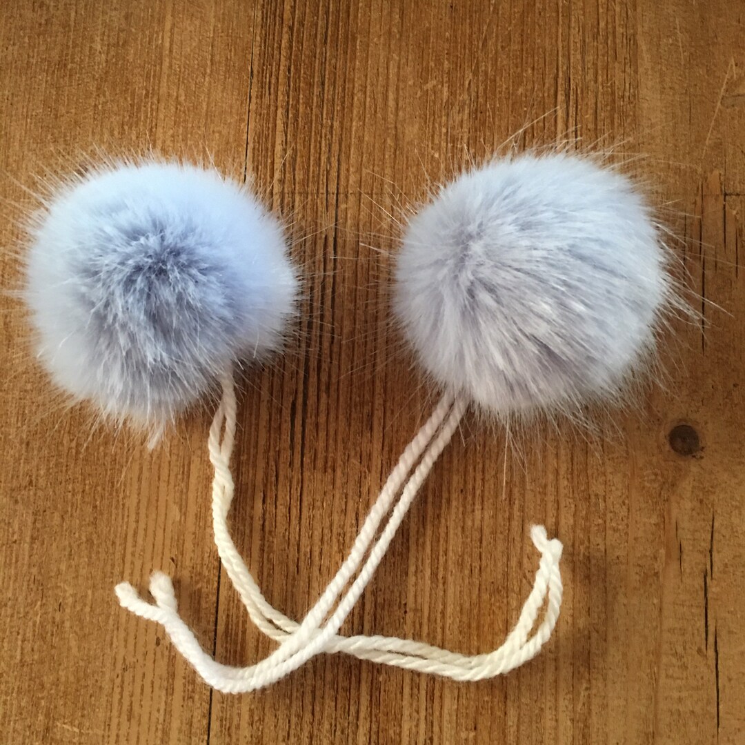 Pair of Mini Baby Blue Mink Pom Poms Double Pom Pom Sets - Etsy.de
