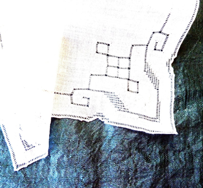 Antique Batiste Handkerchiefs Art Deco Design Embroidered Hankie 1900s ...