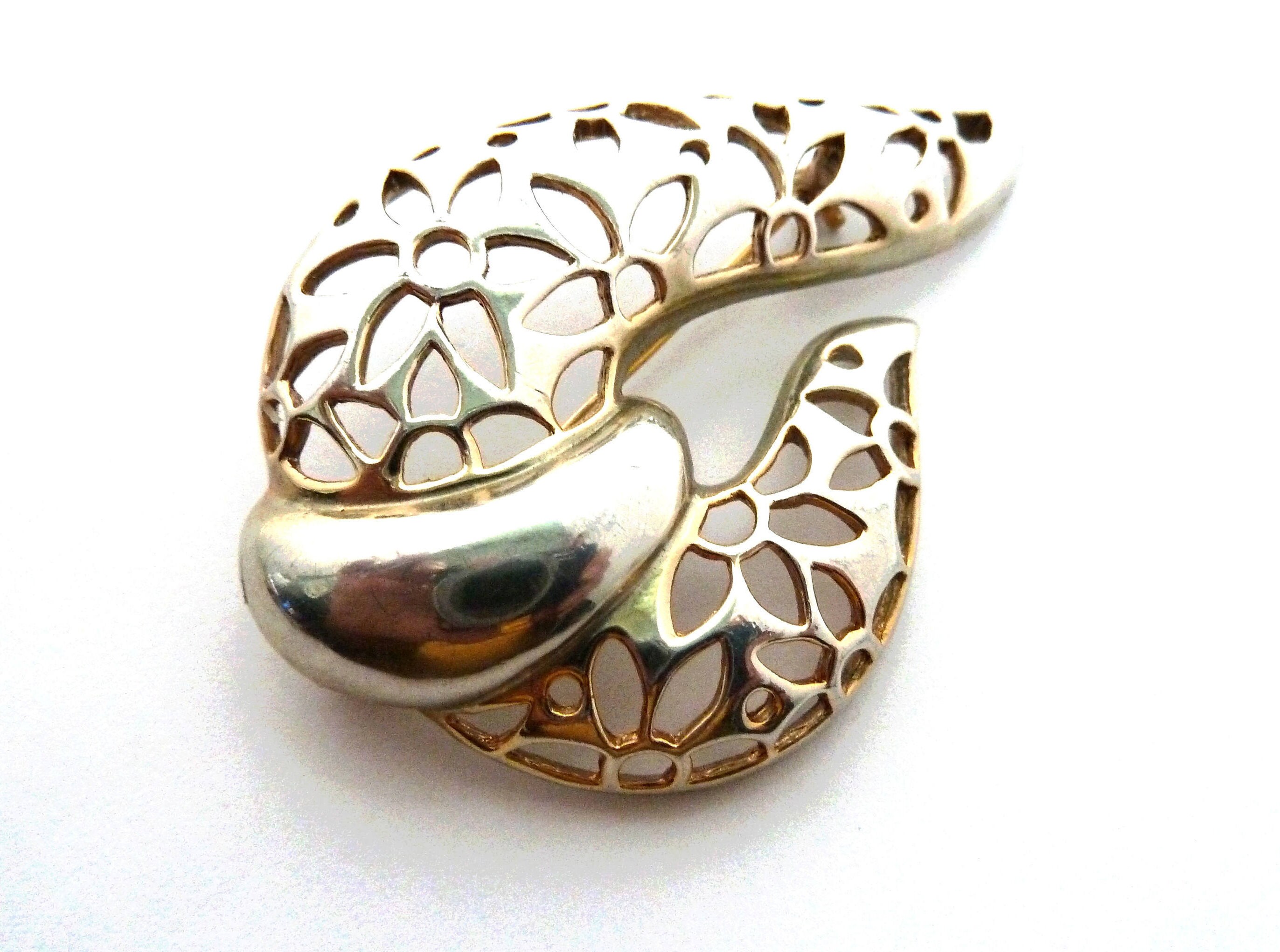 Gold Metal Brooch Large Vintage Brooch Gift for Daughter - Etsy