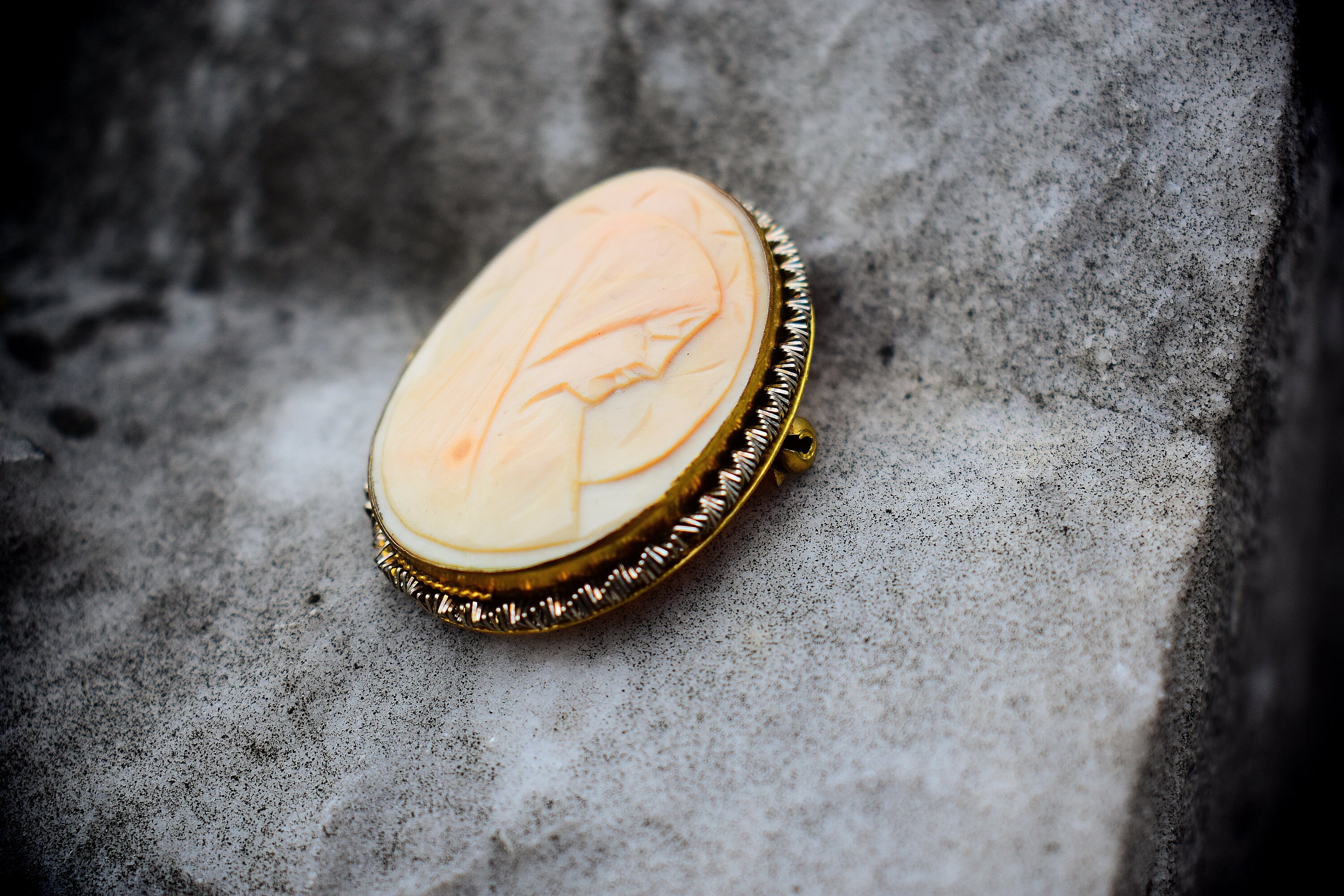 Antique Blessed Virgin Mary Shell Gold Brooch - Etsy