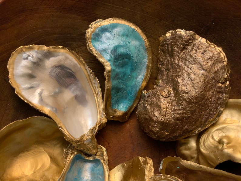 STUNNING Set of 10 Hand Painted Metallic Oyster Shells for Home Decor ...