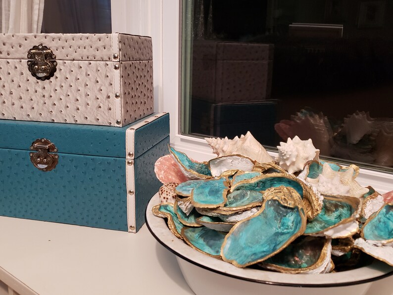 STUNNING - SET OF 10 Hand Painted Oyster Shells - Coastal Home Decor ...