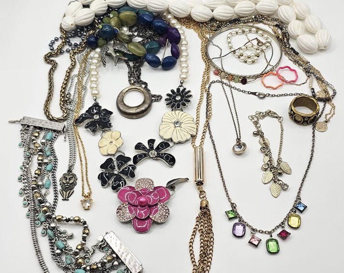 Bulk Lot for Craft Junk Repurpose Wear Costume Jewelry/jewelry/necklace ...