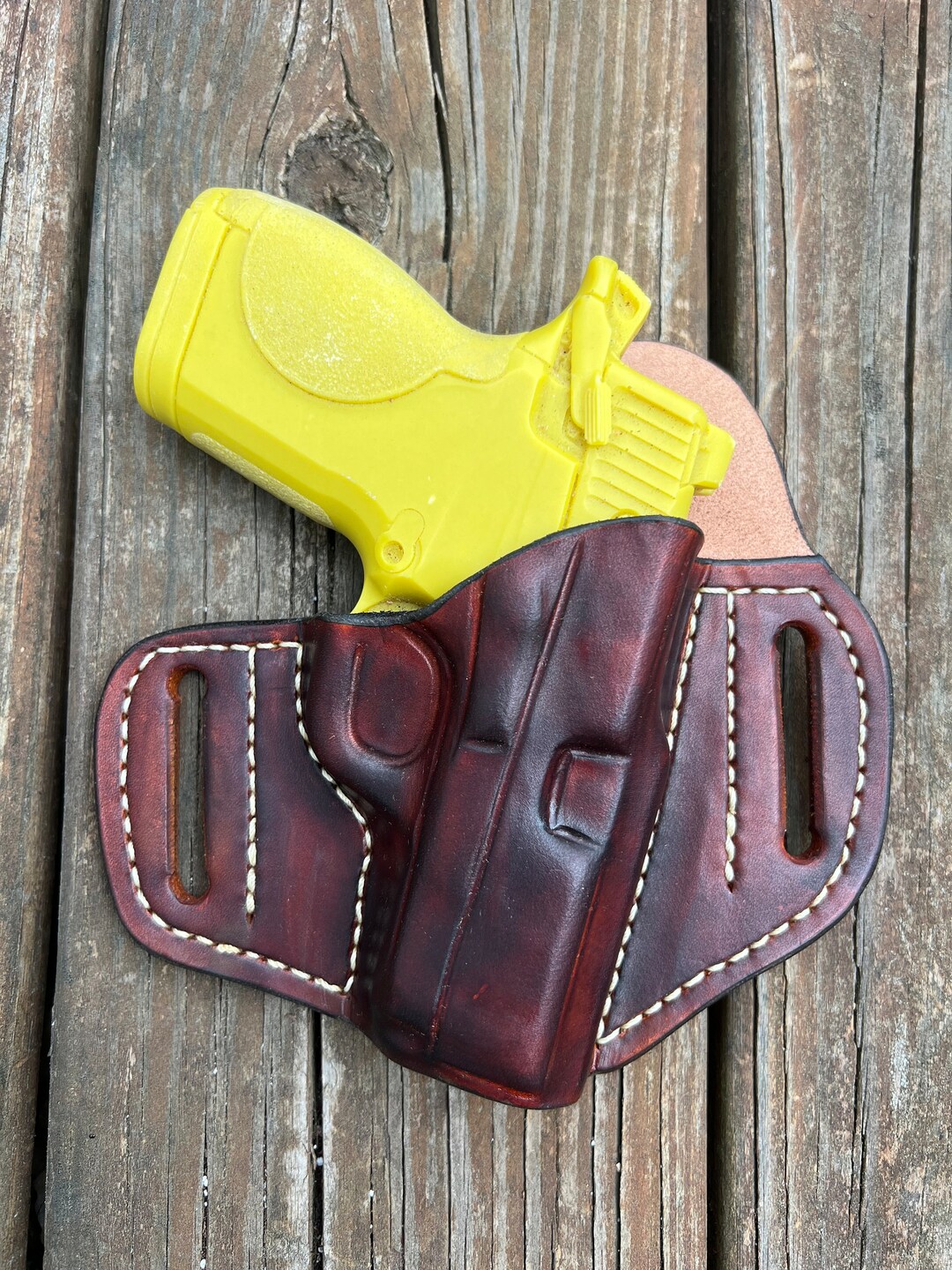 Smith and Wesson CSX Right Hand Draw OWB Flat Back Pancake Holster ...