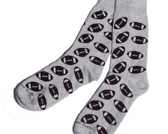 If You Can Read This ... I'm Watching My Football Game word Socks Funny ...