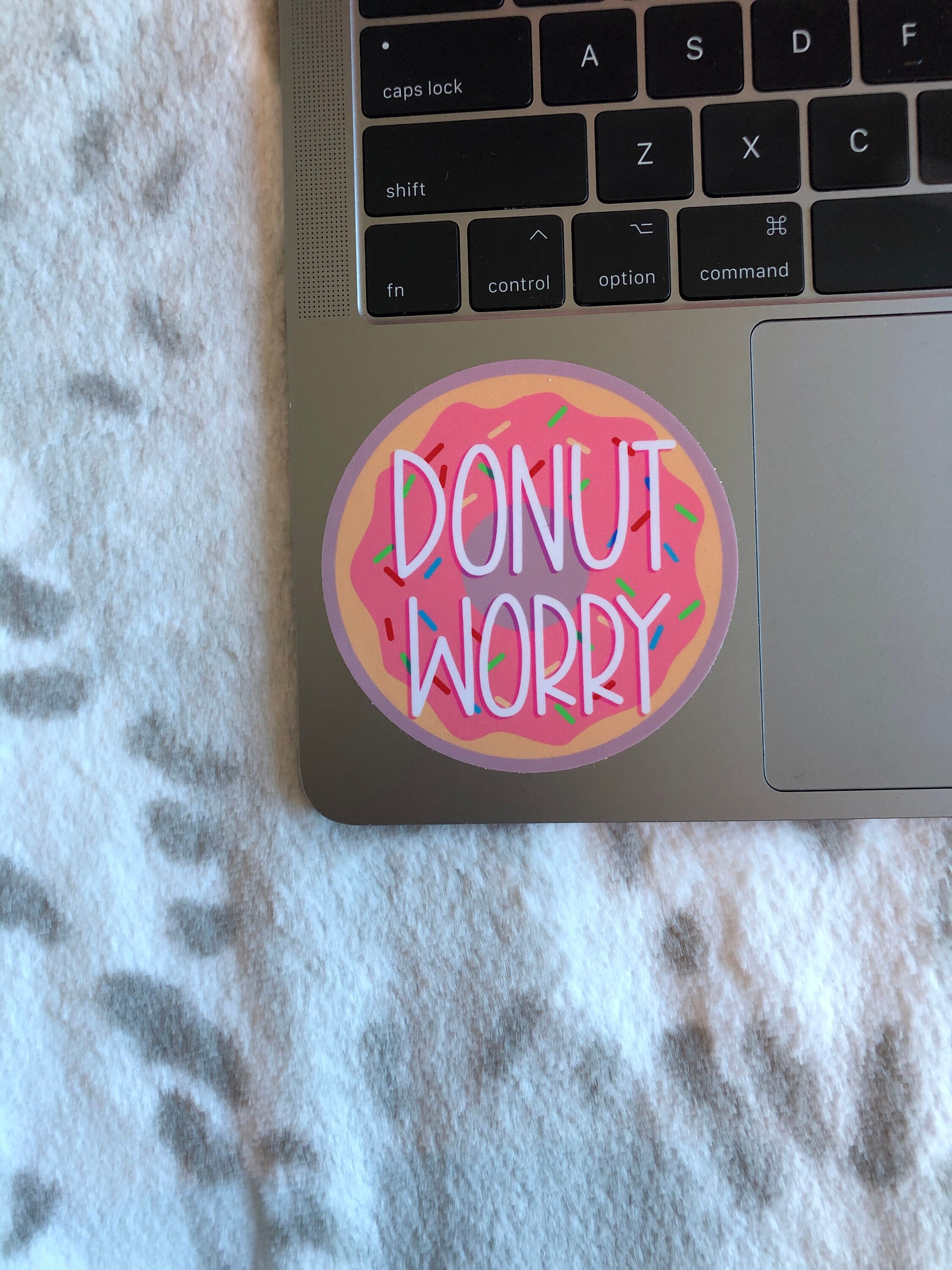 Donut Worry Sticker Don't Worry Be Happy Donut Pun Gift | Etsy