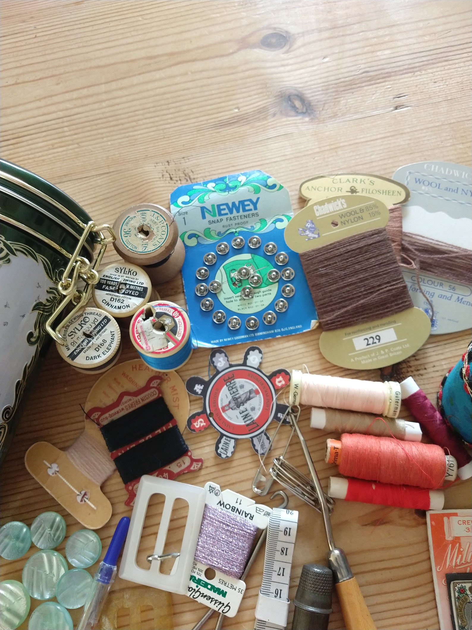 An Interesting Collection of Mainly Vintage Haberdashery in Harrods Tin ...
