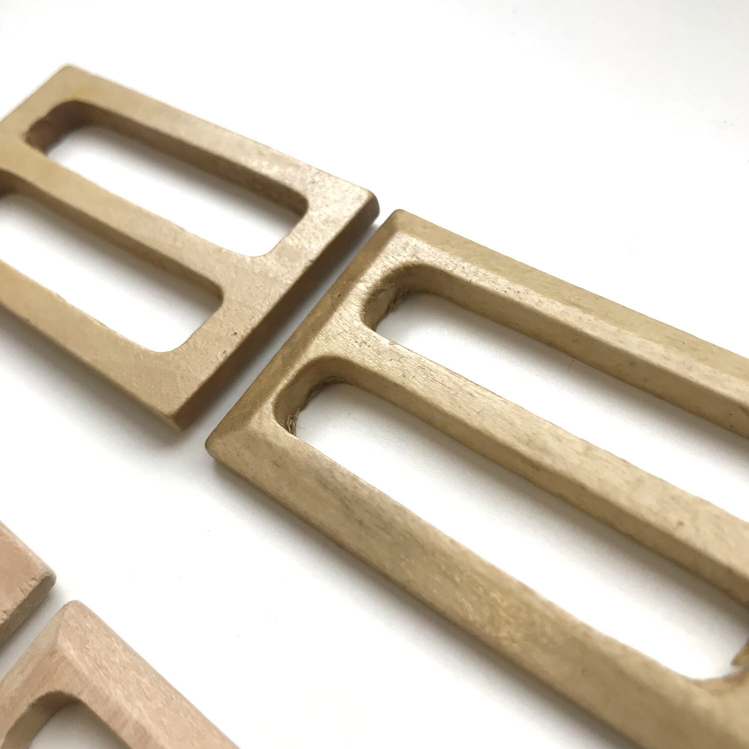 Wood rectangle buckle with inner bar