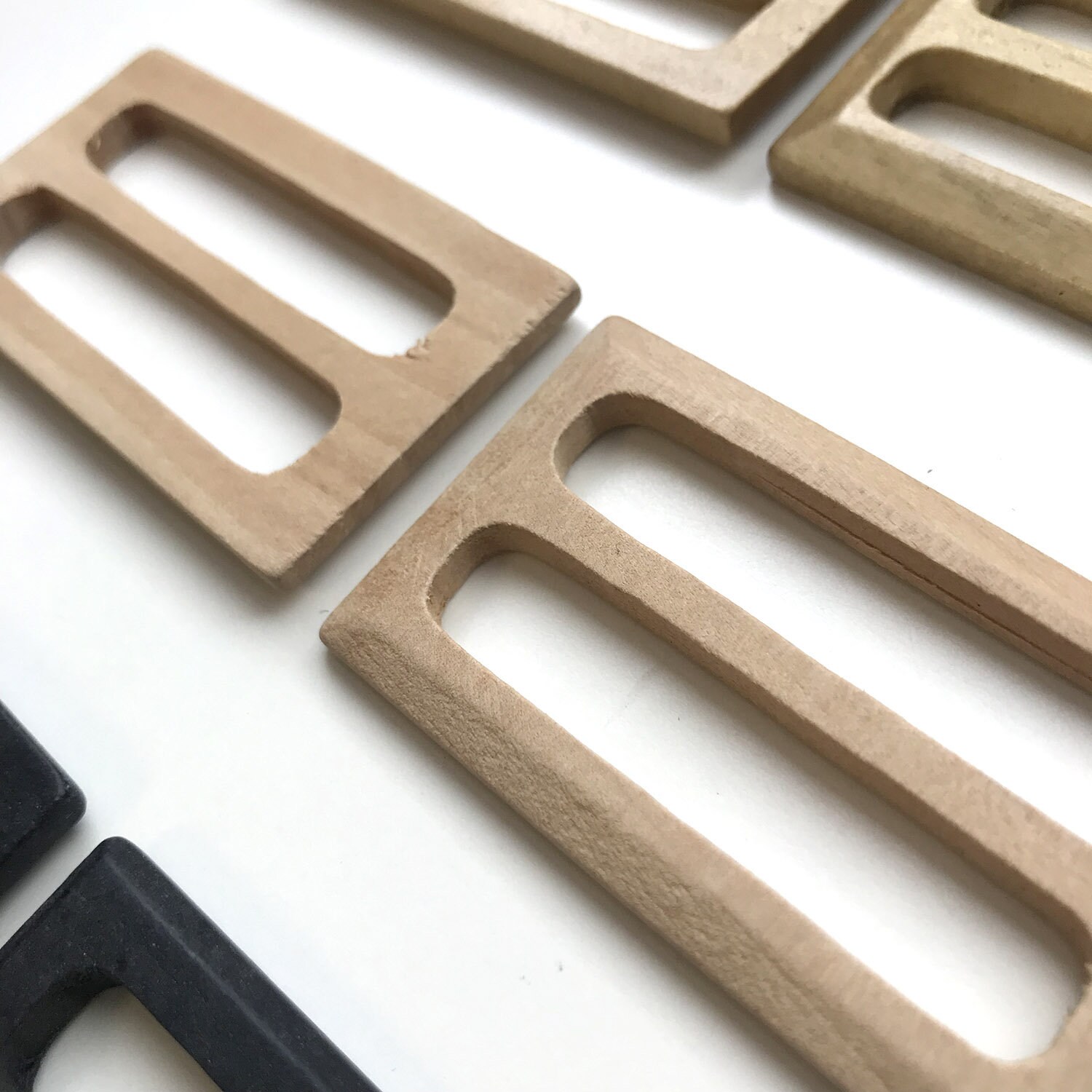 Wood rectangle buckle with inner bar