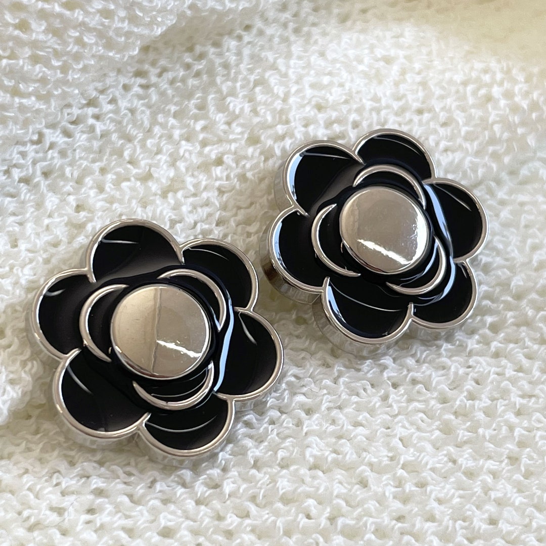 Camelia Black Metal Floral Buttons, 10pcs/pack, Black/silver Rim, 0 ...