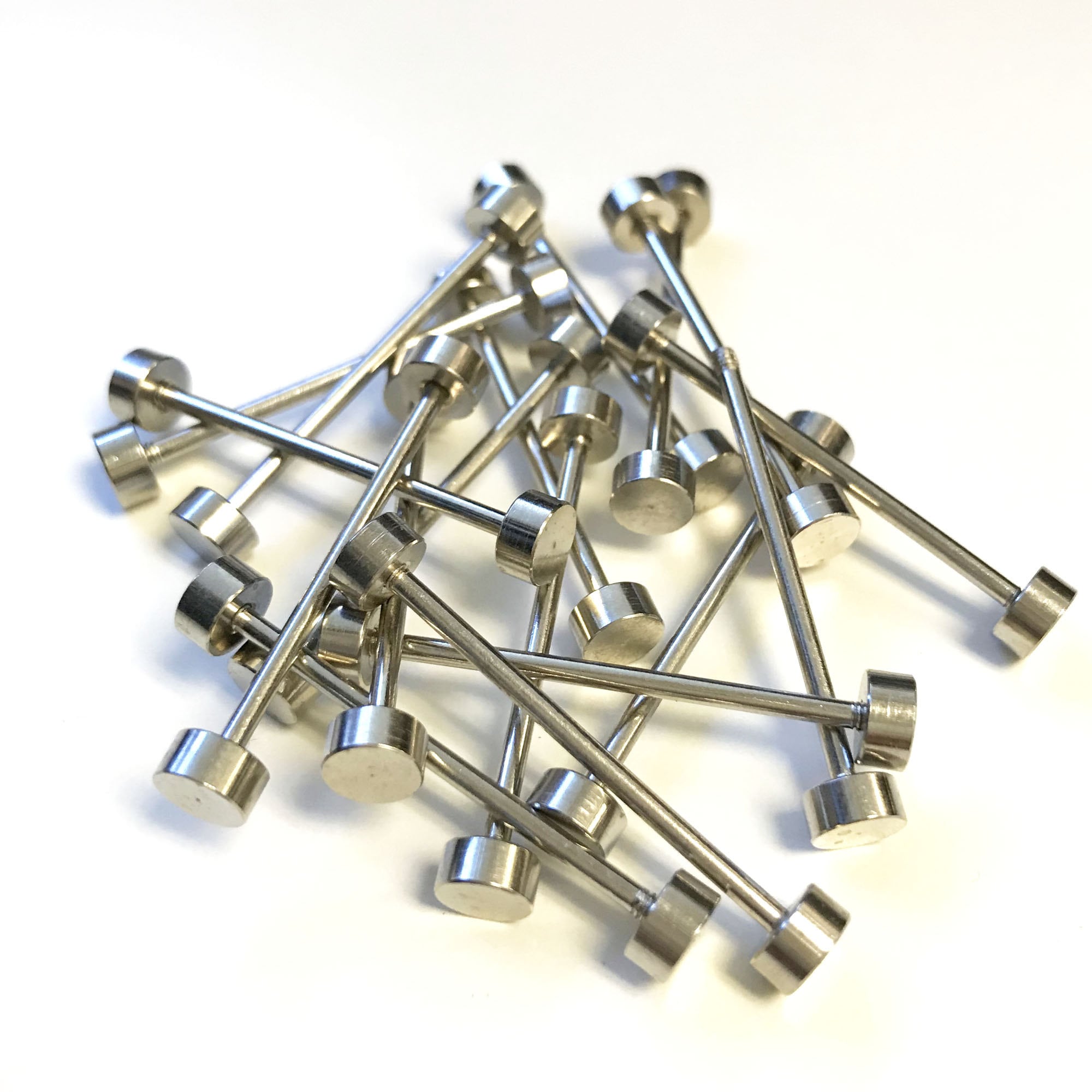 Clothing pin metal closure with round tabs