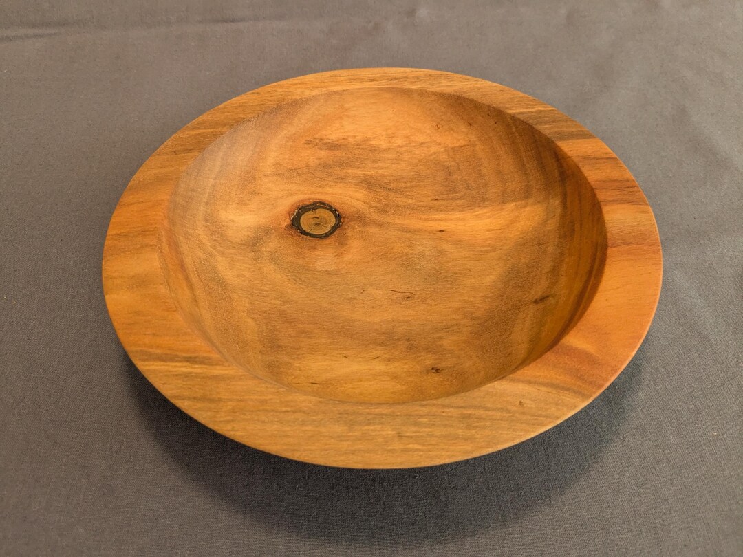 Blakeley's Red Gum Plate - the Knot is the Feature - Etsy