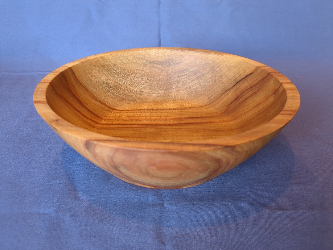 Camphor Laurel Bowl - Etsy
