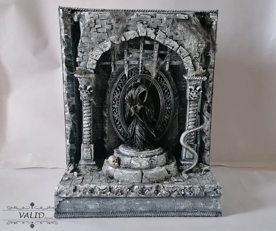 Nazgul Statue Gothic Diorama Stone Gate - Etsy