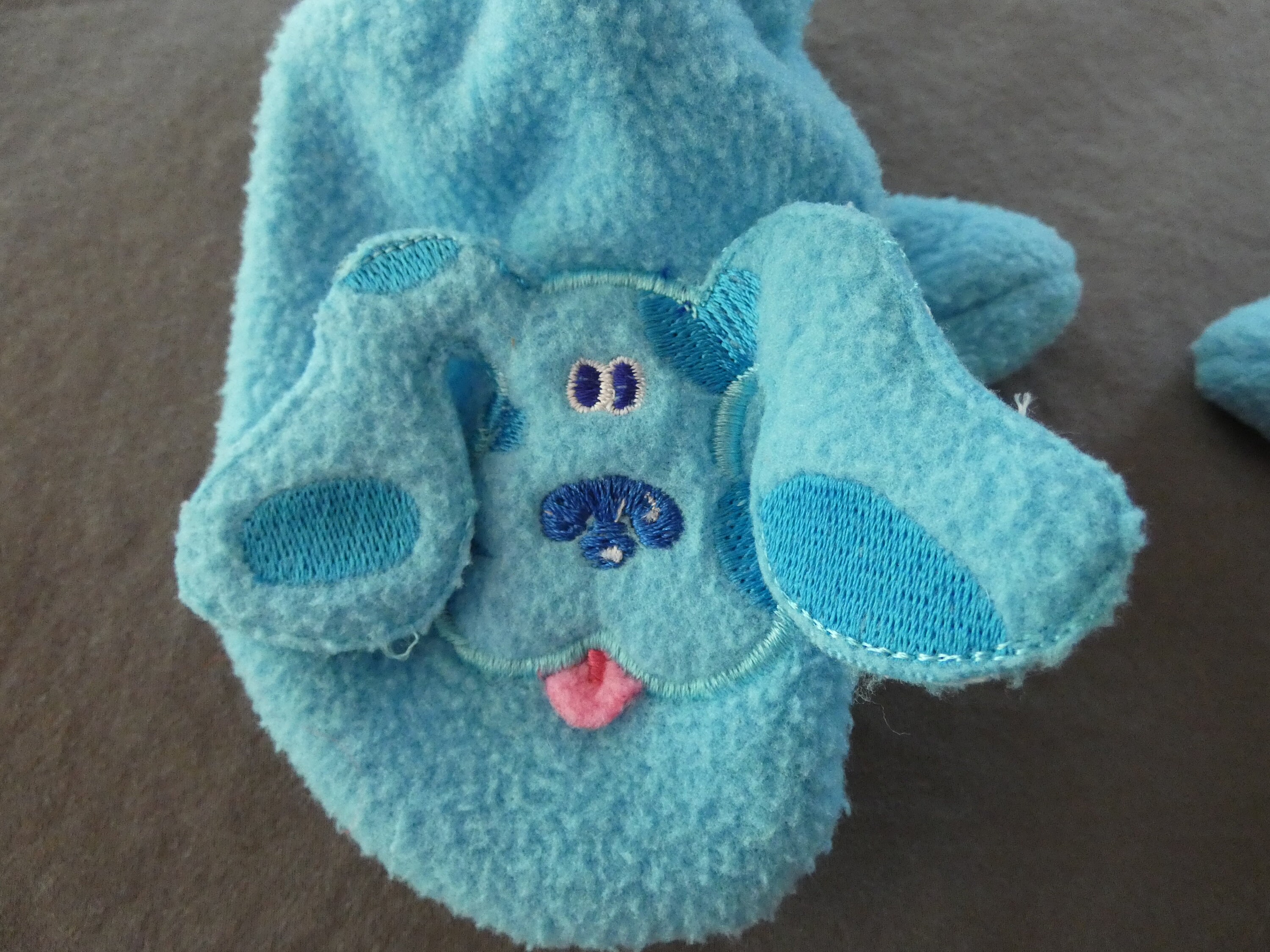 Vintage Blues Clues Fleece Mittens With Three-dimensional Blue ...