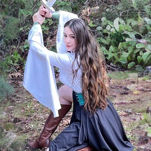 Wome s Warrior Scottish Renaissance Faire Costume 3 Piece Dress Includes Cincher Sgathach The Shadowy One Cosplay Reminisce Brand