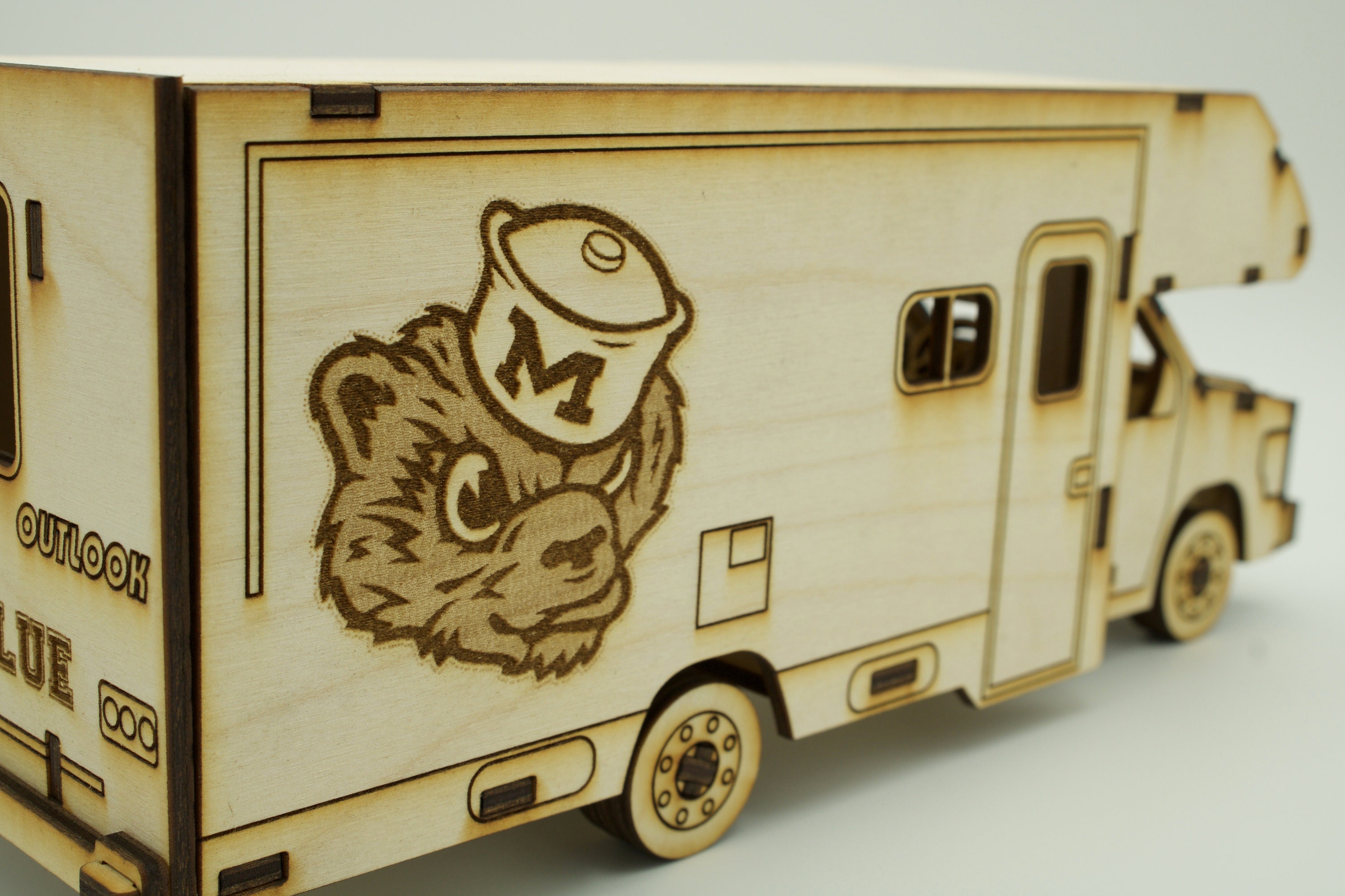 Winnebago Camper Model Made From 3mm Birch Laser Cut and Assembled - Etsy