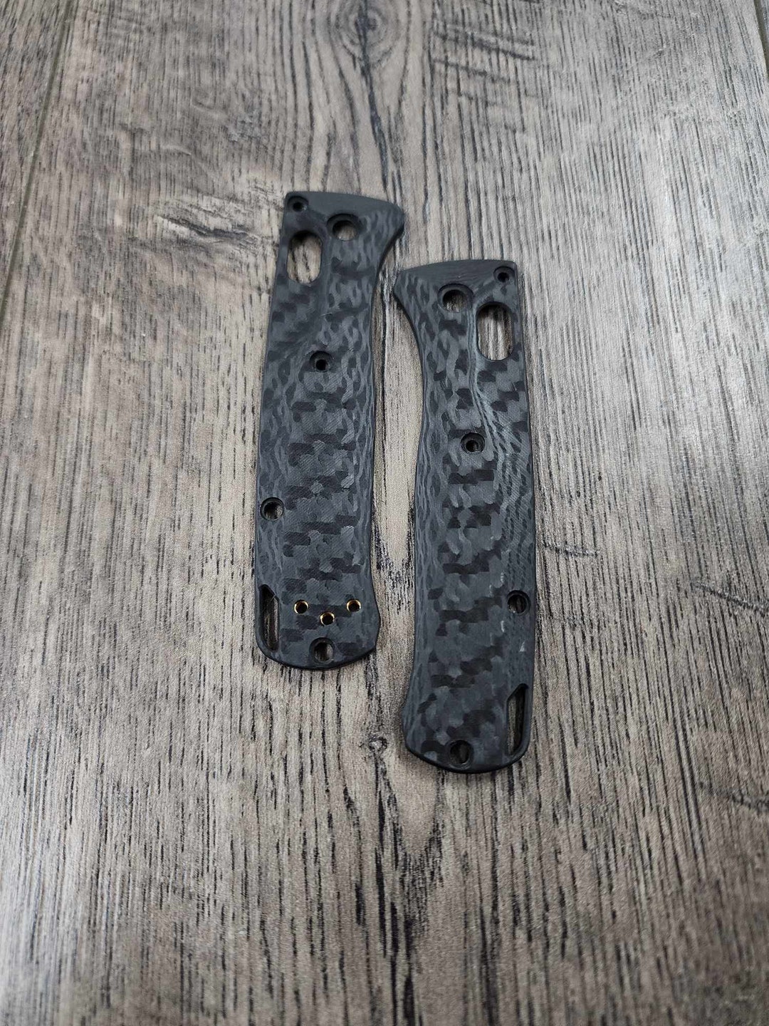MINI Bugout Crossfade - Basketweave Carbon Fiber Scales for Benchmade ...