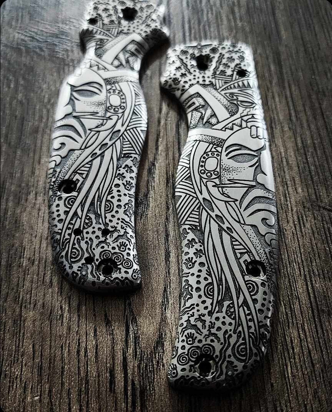 Spyderco Shaman - Ancient Shaman Mask & Symbols - Relief Engraved ...