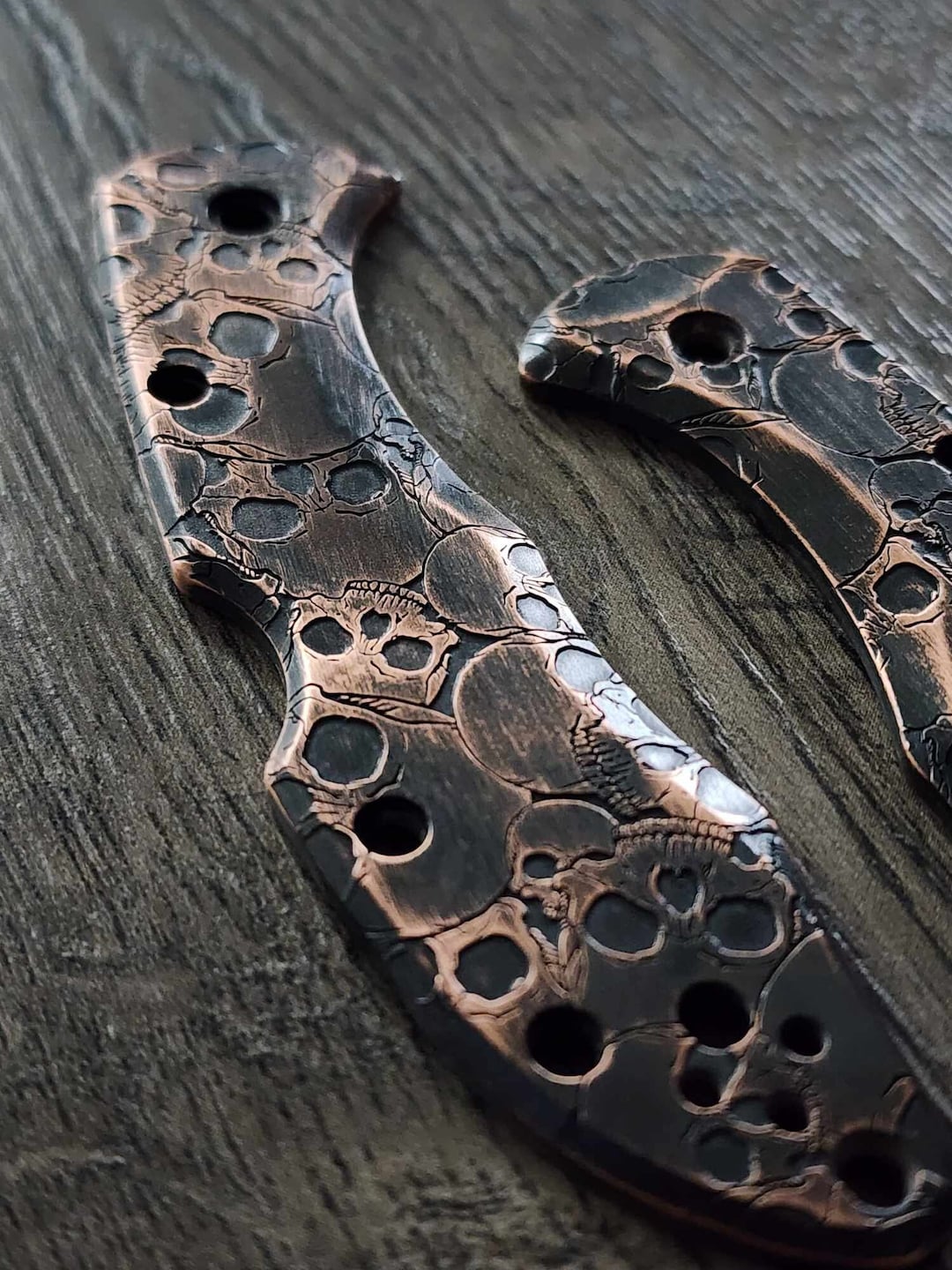 Skull Design Relief Engraved Copper Scales for Spyderco Delica ...