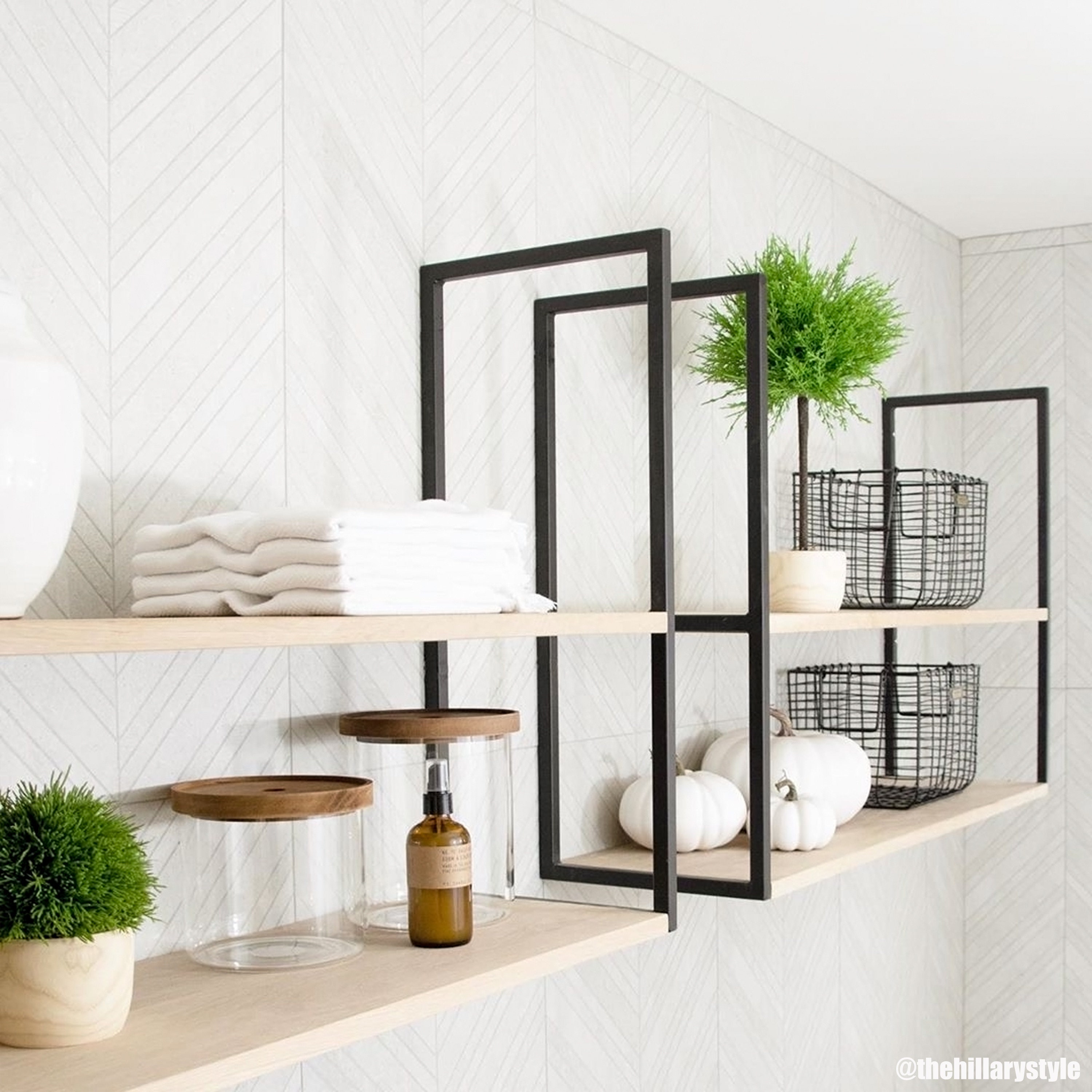 Shelving Tracks Brackets for sale | Only 2 left at -70%