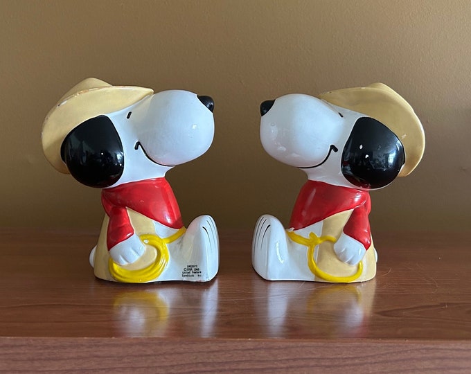 Vtg Cowboy Snoopy Bookends *has Chips / Vintage Peanuts / Western Decor ...