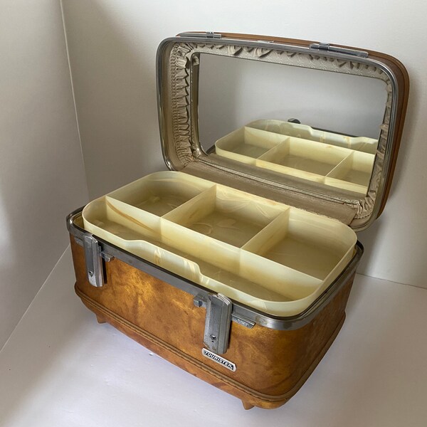 Vintage Train Case - Etsy