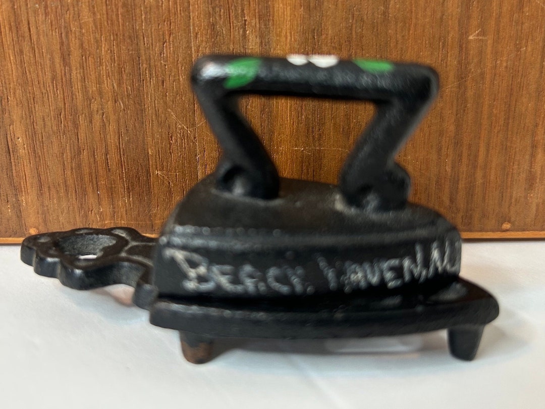 Miniature Cast Iron Sad Iron and Trivet With Original Paint Accents ...