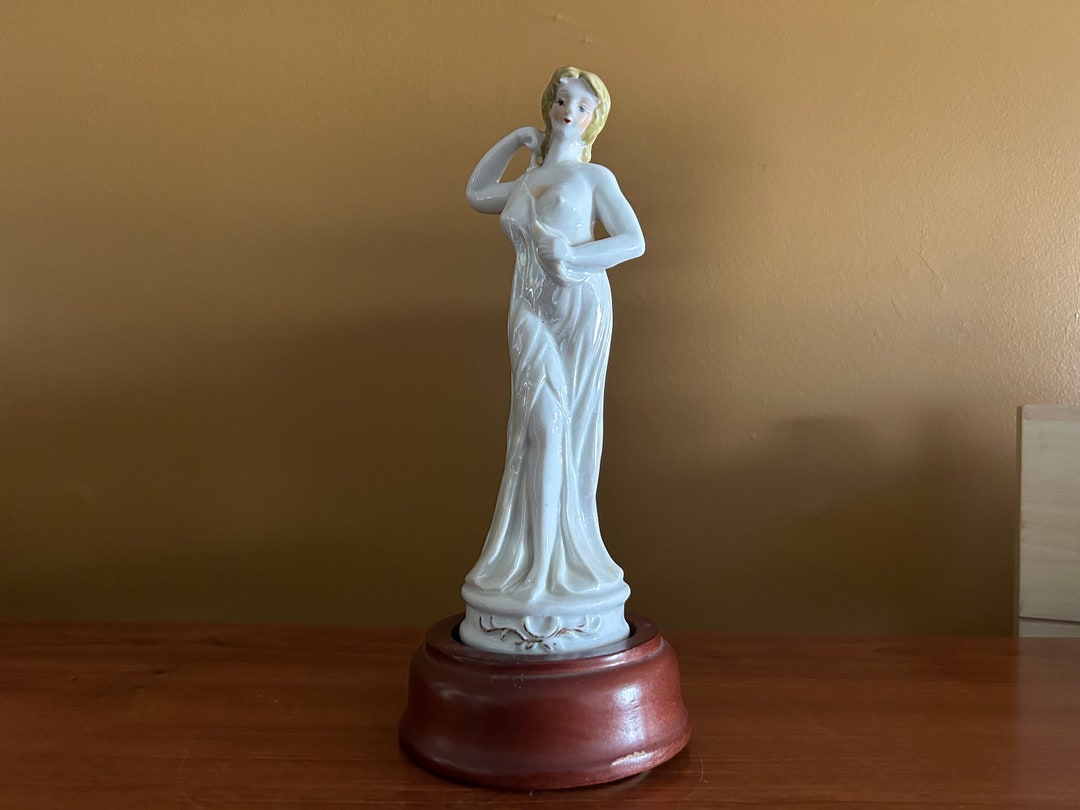 11 Vtg Female Figure Partial Undress Spinning Music Box / Vintage ...