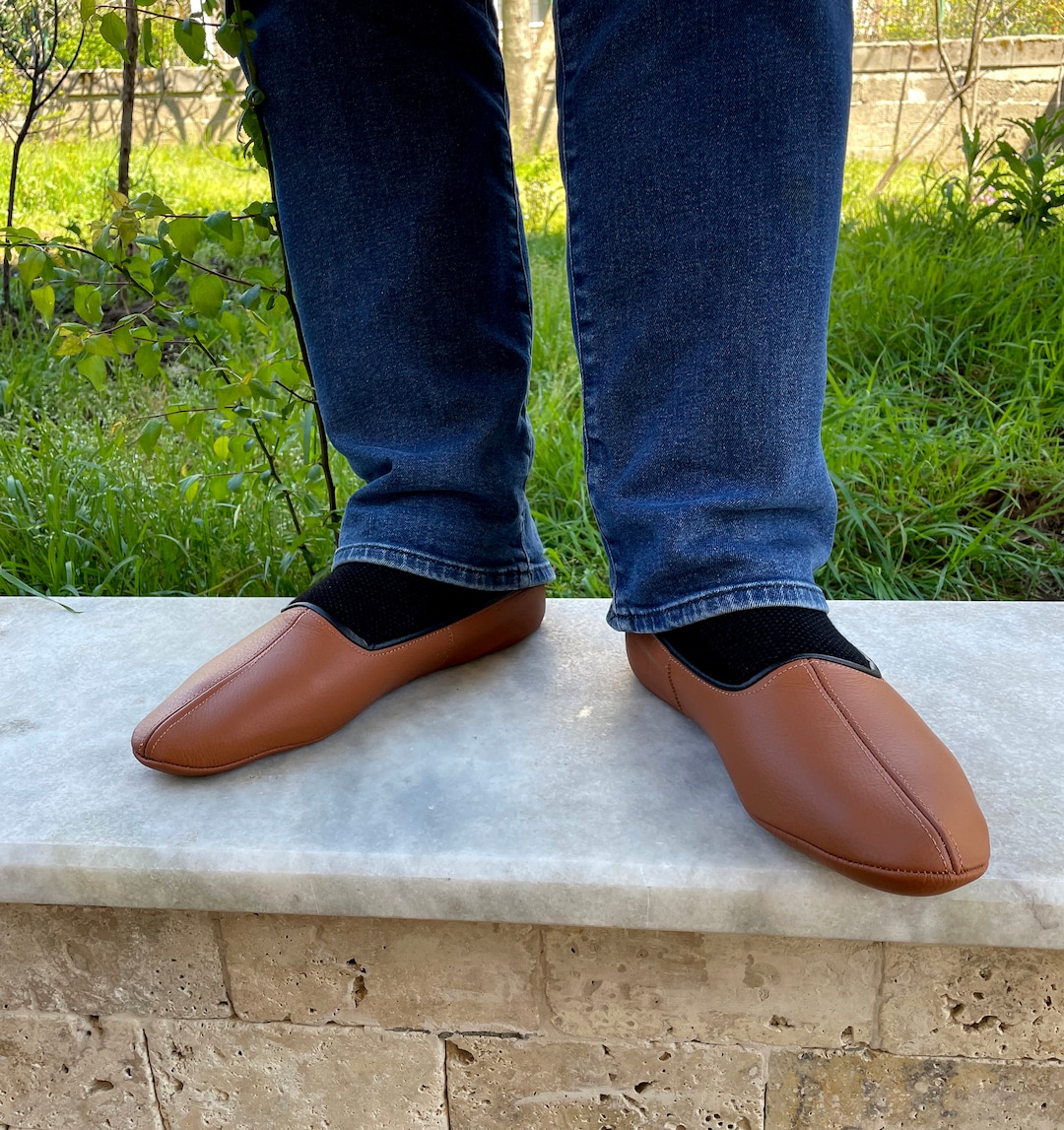 Genuine Recycling Leather Handmade Tawaf shopping Shoes