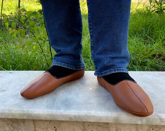 Genuine Leather Handmade Tawaf Shoes Women Size, Winter Socks, Shoes ...