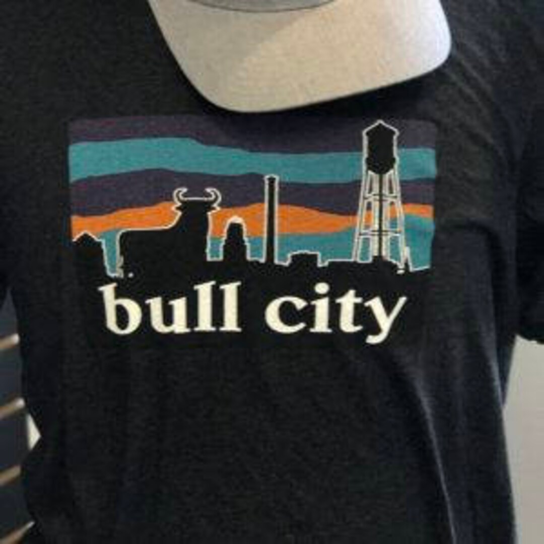 Durham NC Bull City Skyline Short Sleeve T-shirt Unisex Heather Black ...