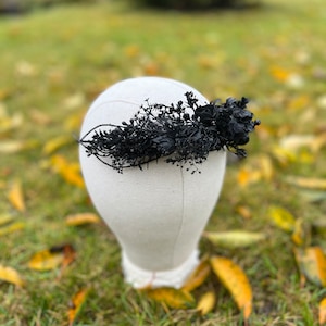 Black Gothic Wedding Tiara: Spooky Halloween Crown, Horror-themed ...