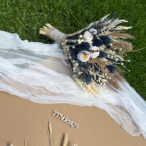 Navy Blue and Ivory Dried Flower Bouquet With Pampas, Thistle ...