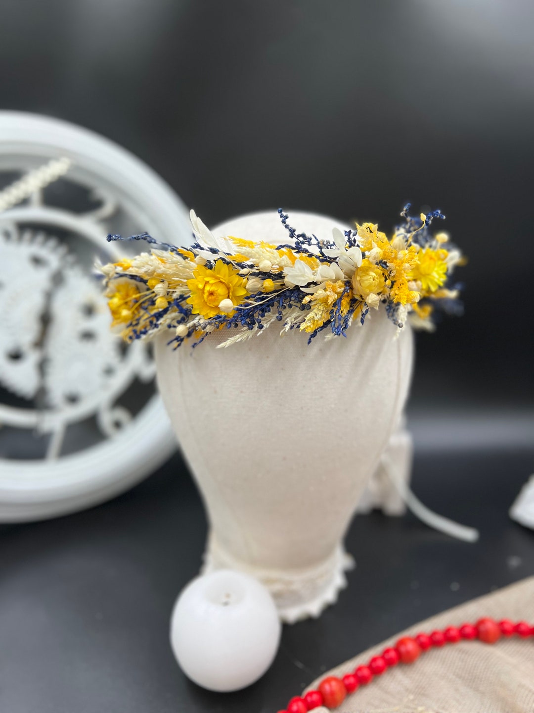 Ukrainian Vinok: Embrace Tradition With This Exquisite Floral Wreath ...