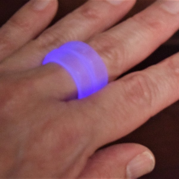 Glow Ring - Etsy