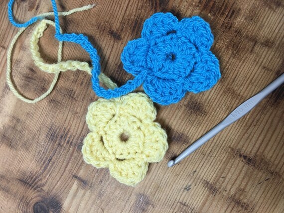 Five Petal Flower Crochet Pattern Downloadable Printable - Etsy