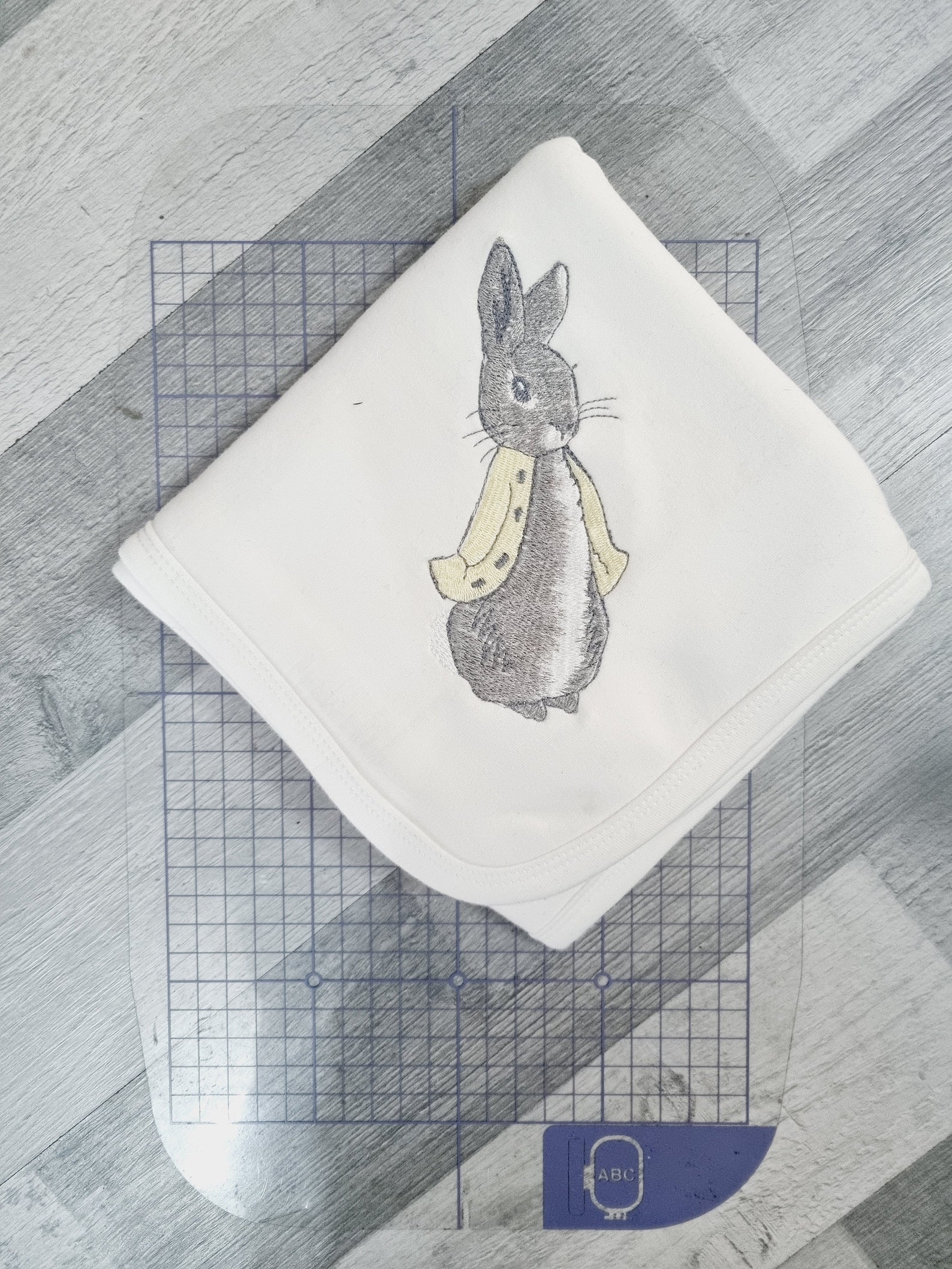 Peter Rabbit Embroidery File Instant Download - Etsy