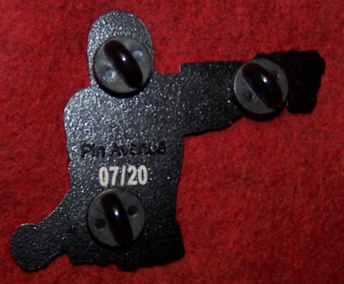 Judge Dredd (3 Variants) Limited Edition Soft Enamel Pin Full Glow - Etsy