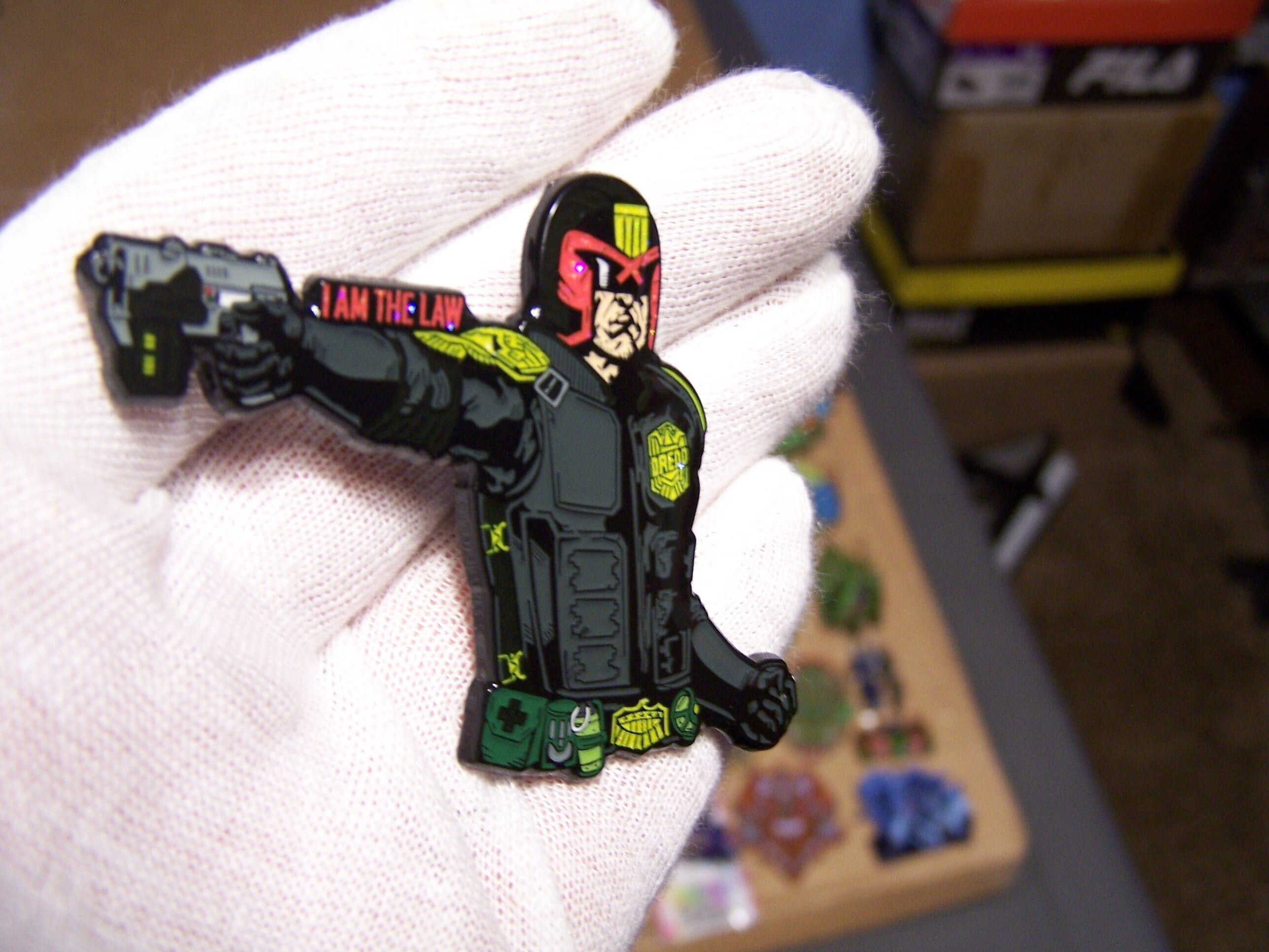 Judge Dredd (3 Variants) Limited Edition Soft Enamel Pin Full Glow - Etsy