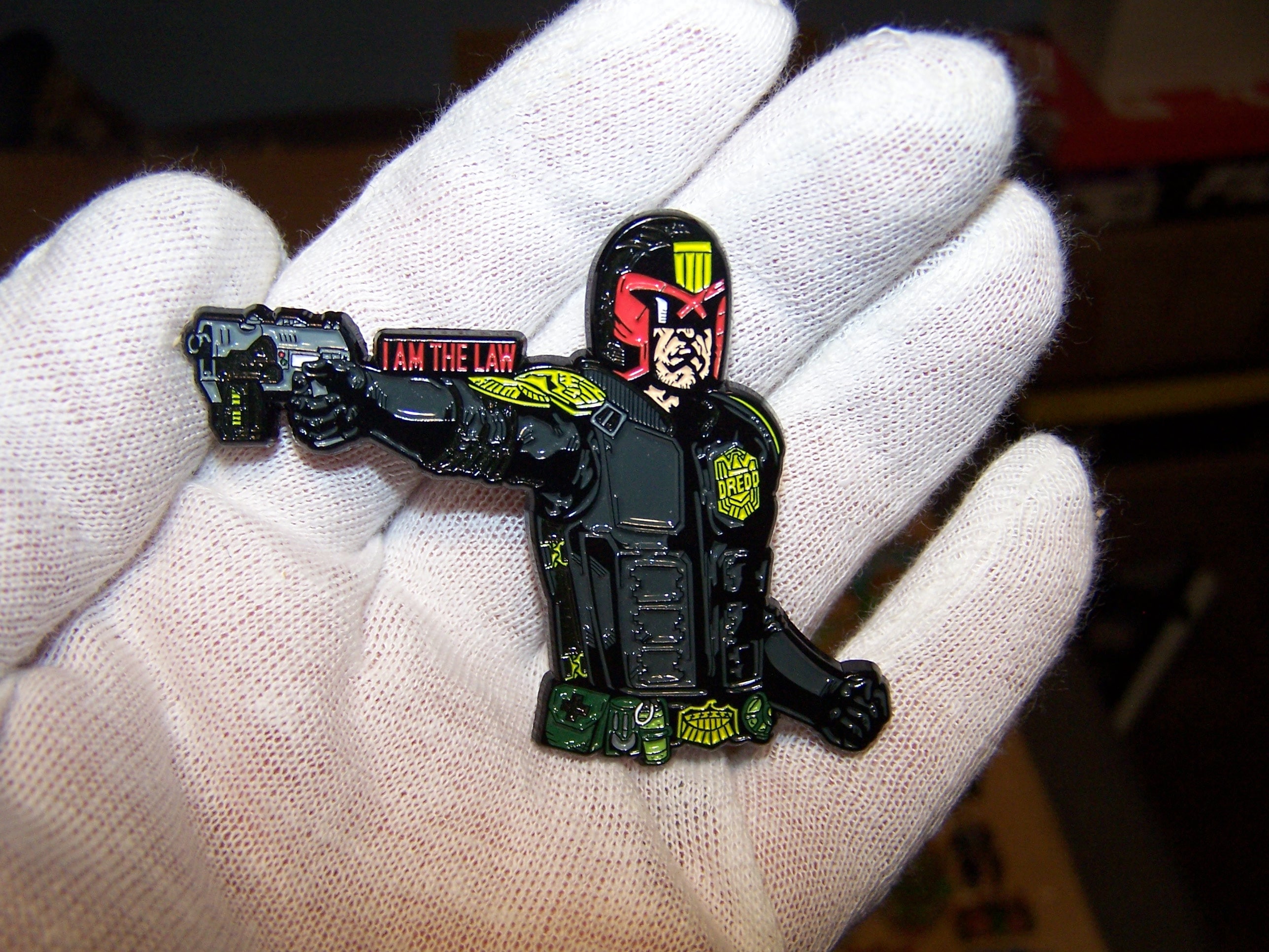 Judge Dredd (3 Variants) Limited Edition Soft Enamel Pin Full Glow - Etsy