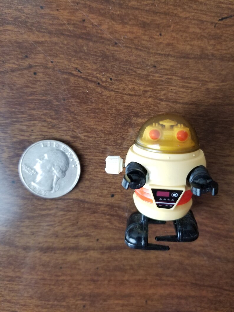ORIGINAL TOMY ROBOT / Vintage Rare Wind up Toy / Pocket Bot / 80s ...